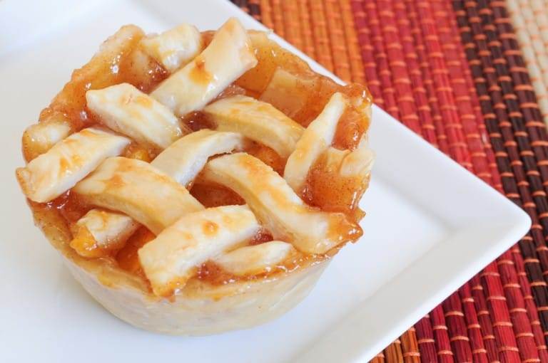 Mini Peach Pies | For the Love of Cooking