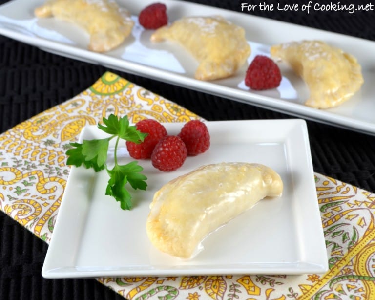 Mini Lemon Hand Pies | For the Love of Cooking