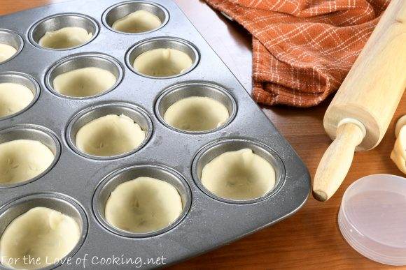 Mini Ham and Sharp Cheddar Quiche | For the Love of Cooking