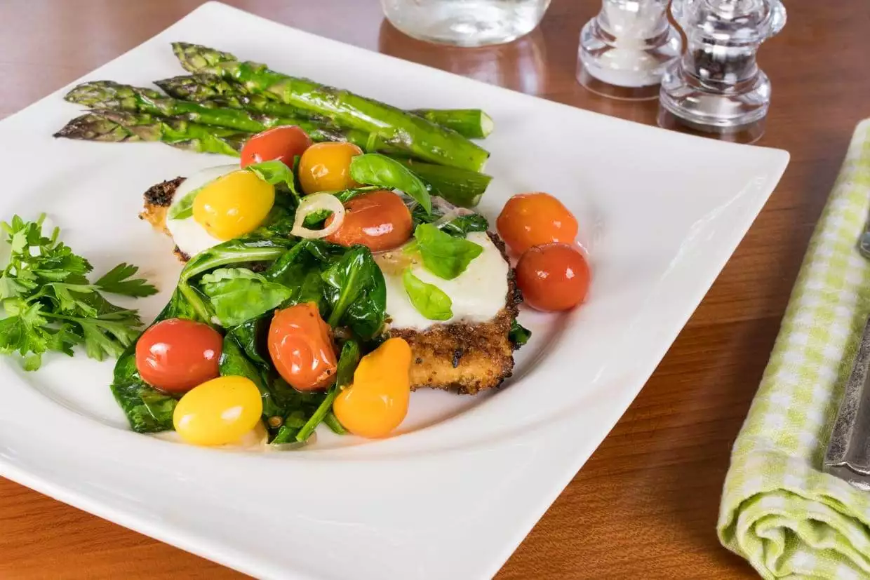 Crispy Chicken Florentine with Mozzarella | For the Love of Cooking