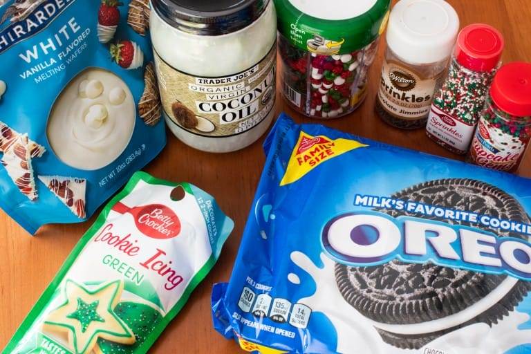 Christmas Oreos | For the Love of Cooking Christmas Oreos