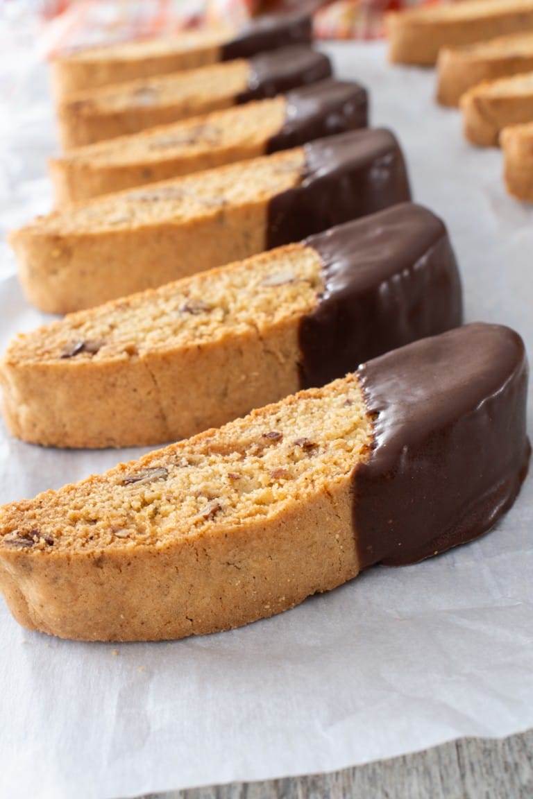 Brown Butter Pecan Biscotti | For the Love of Cooking